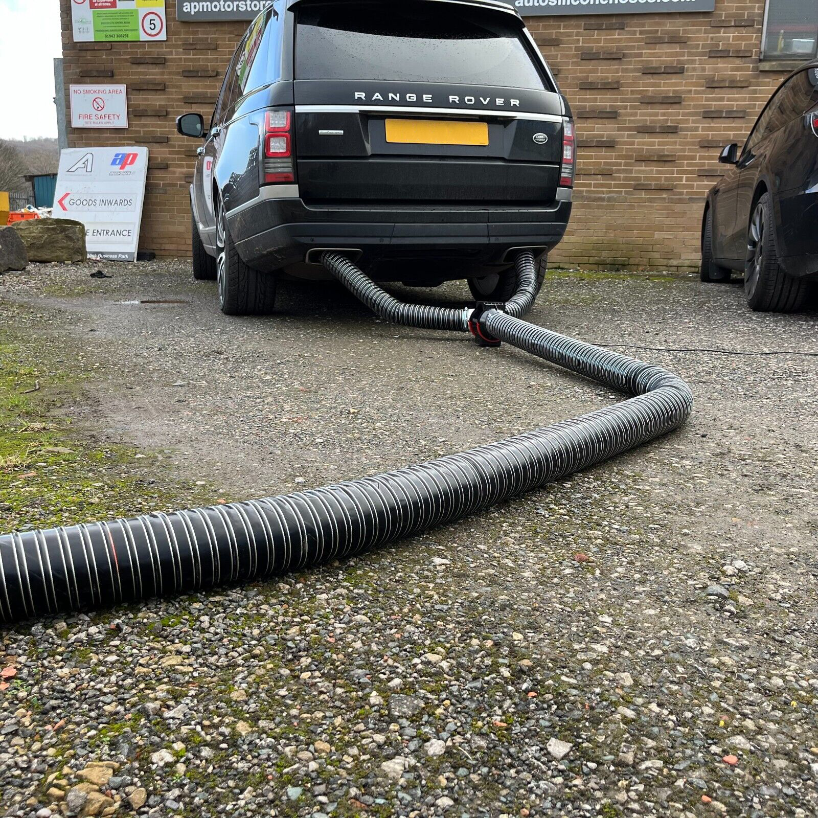 5 Metre Dual Exhaust Extraction Ventilation Ducting Kit – Silicone Hose UK